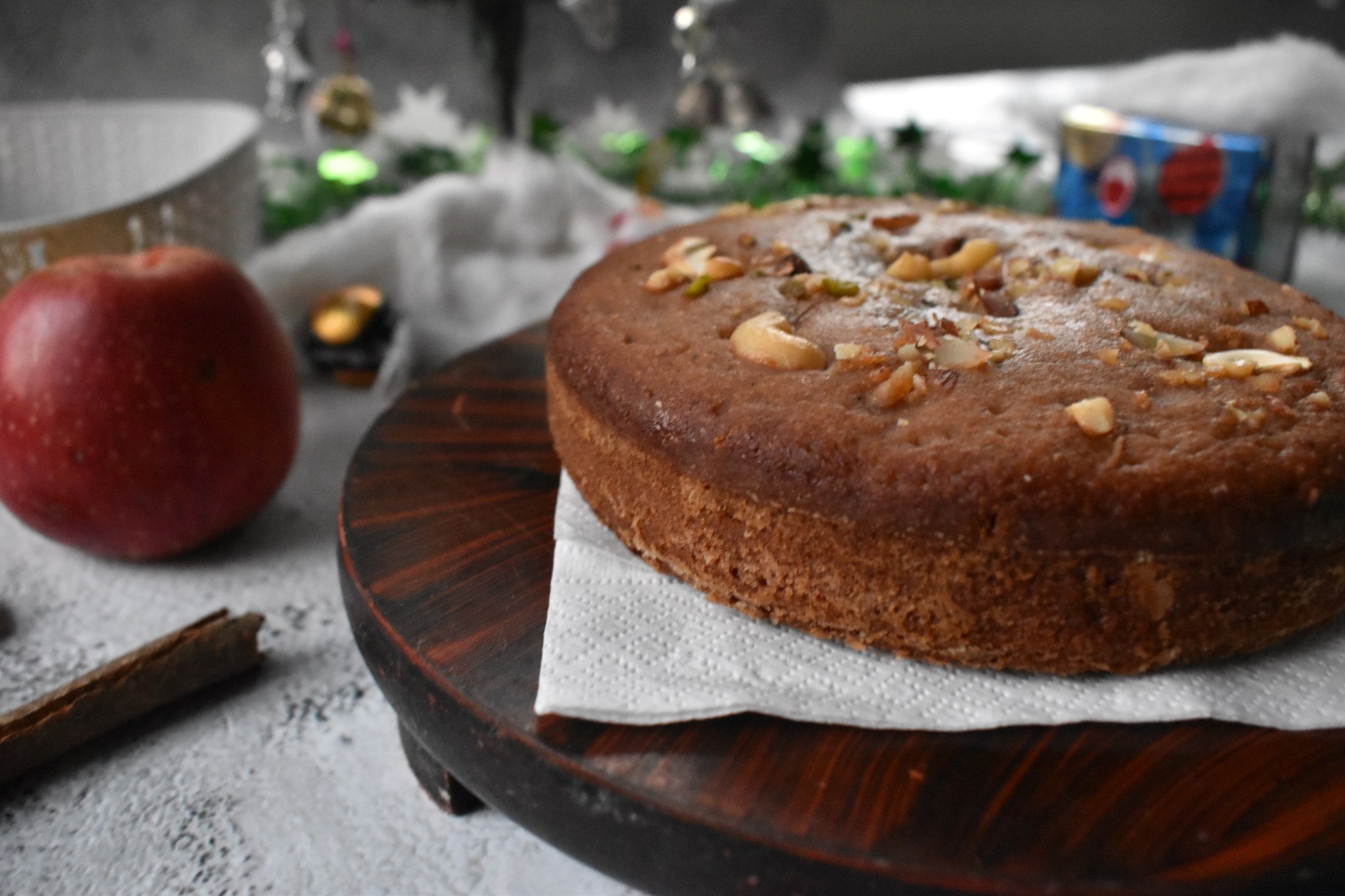 Apple Cinnamon Eggless Millet Cake – FOODIESTREASURE