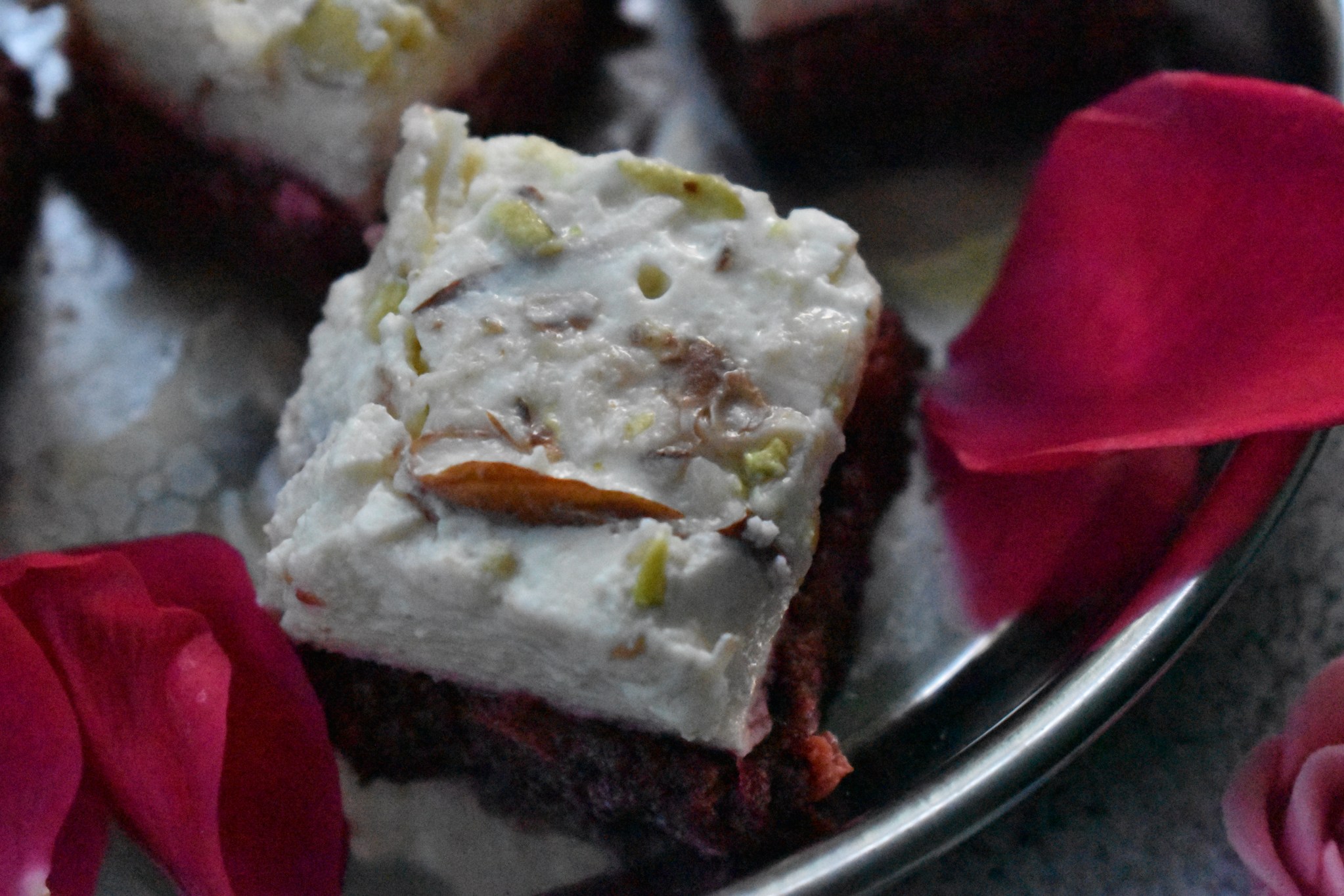 Delicious Ice Cream Shondesh Recipe with Beetroot Halwa | Bengali ...