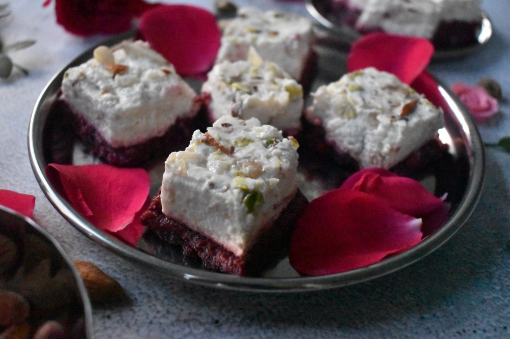 Delicious Ice Cream Shondesh Recipe with Beetroot Halwa | Bengali ...